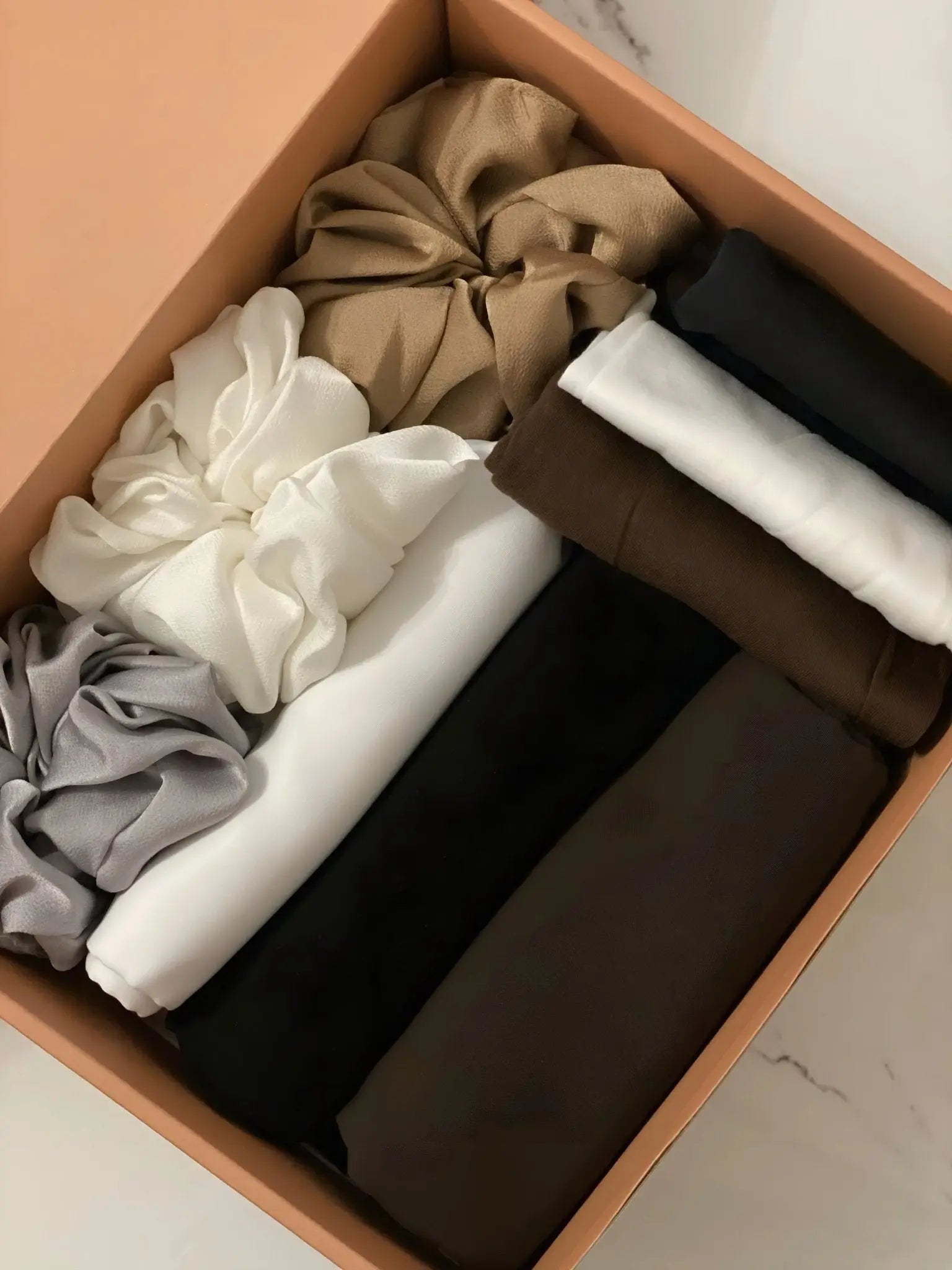 Box Hijabs et Accessoires - MON HIJAB MODEST co